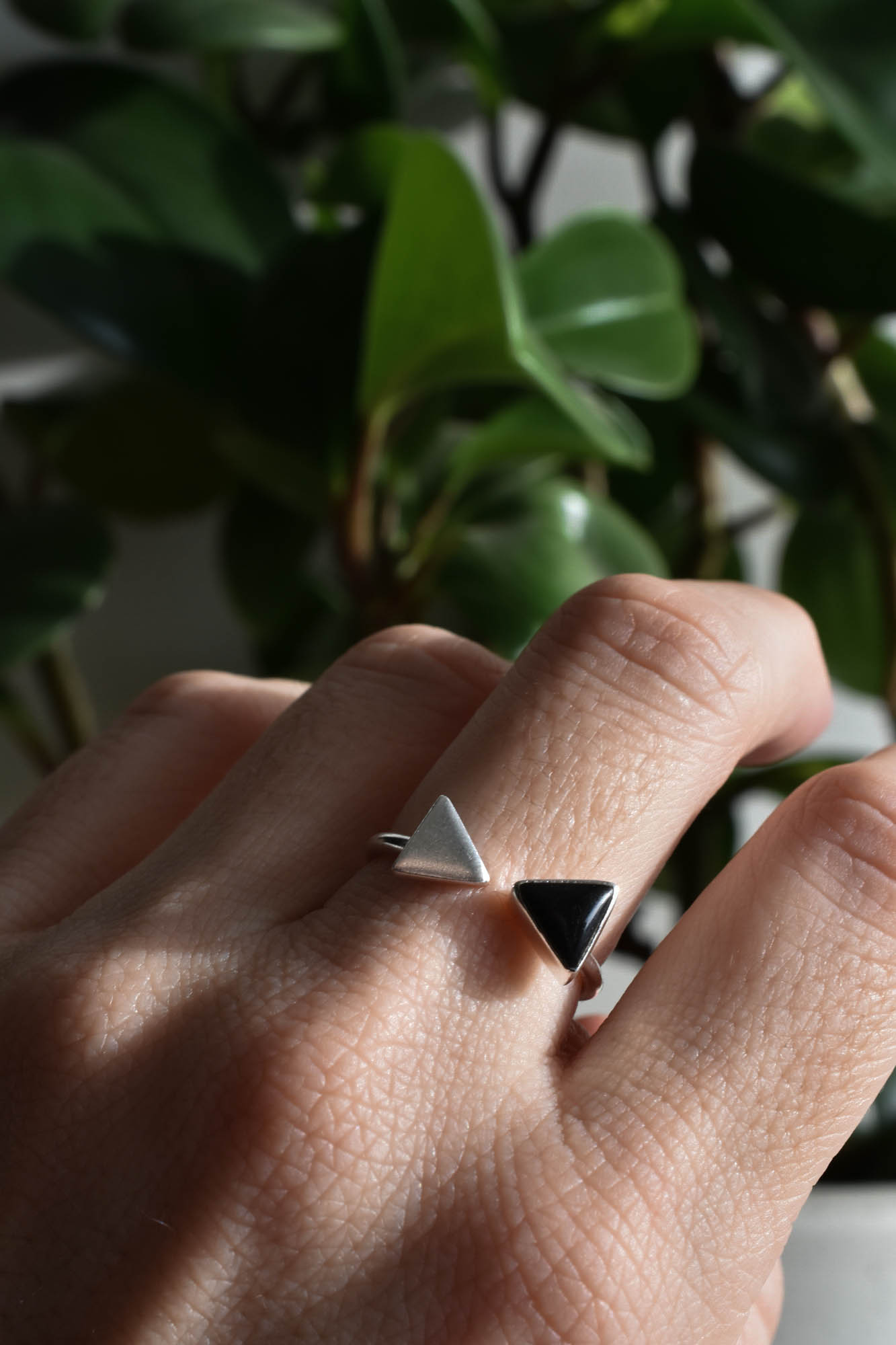 Obsidiana - E Q U I N O X